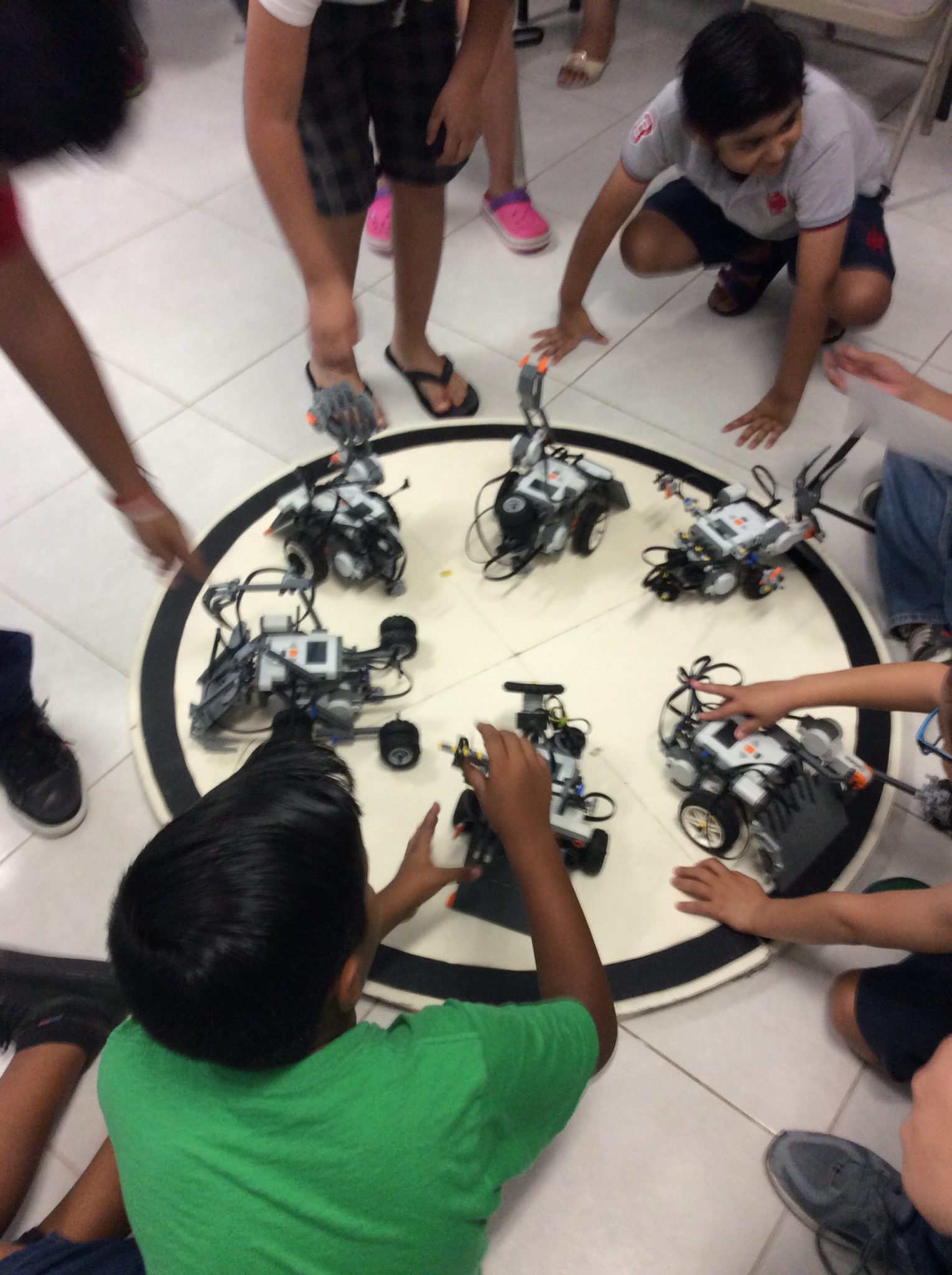 ROBÓTICAImplementación de Prototipos – 7Robot – Mobile Education and Engineering